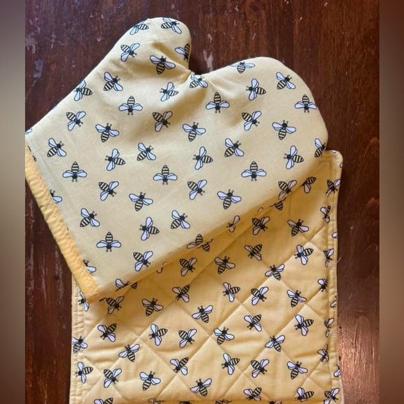 Kitchen | Handmade Oven Mittens | Poshmark